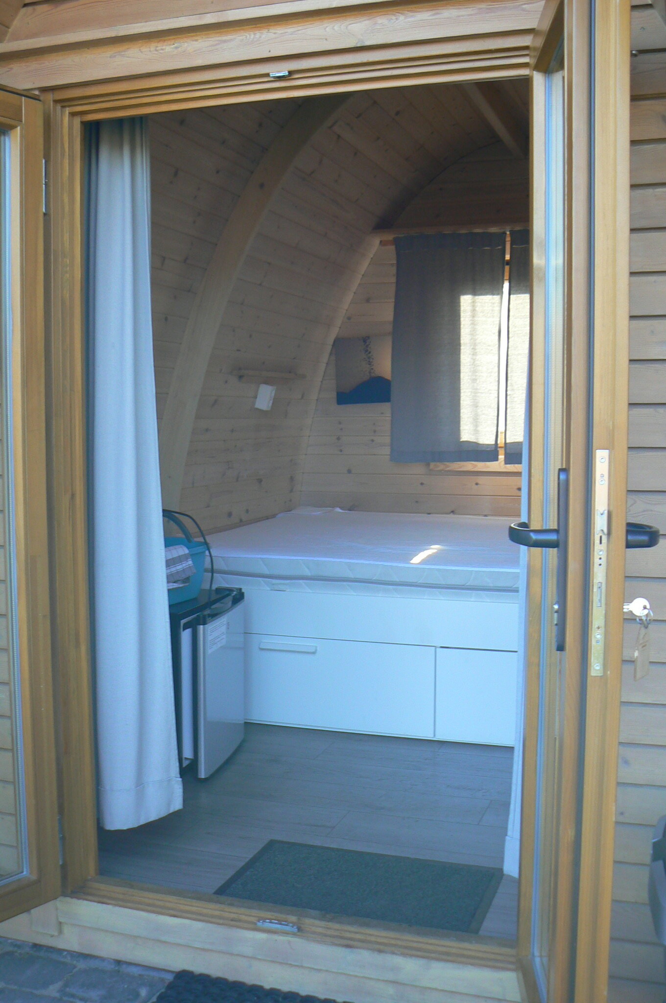 Slapen in de natu­ur: dat kan in de pod­hous­es van Cam­p­land - Campland Arcen